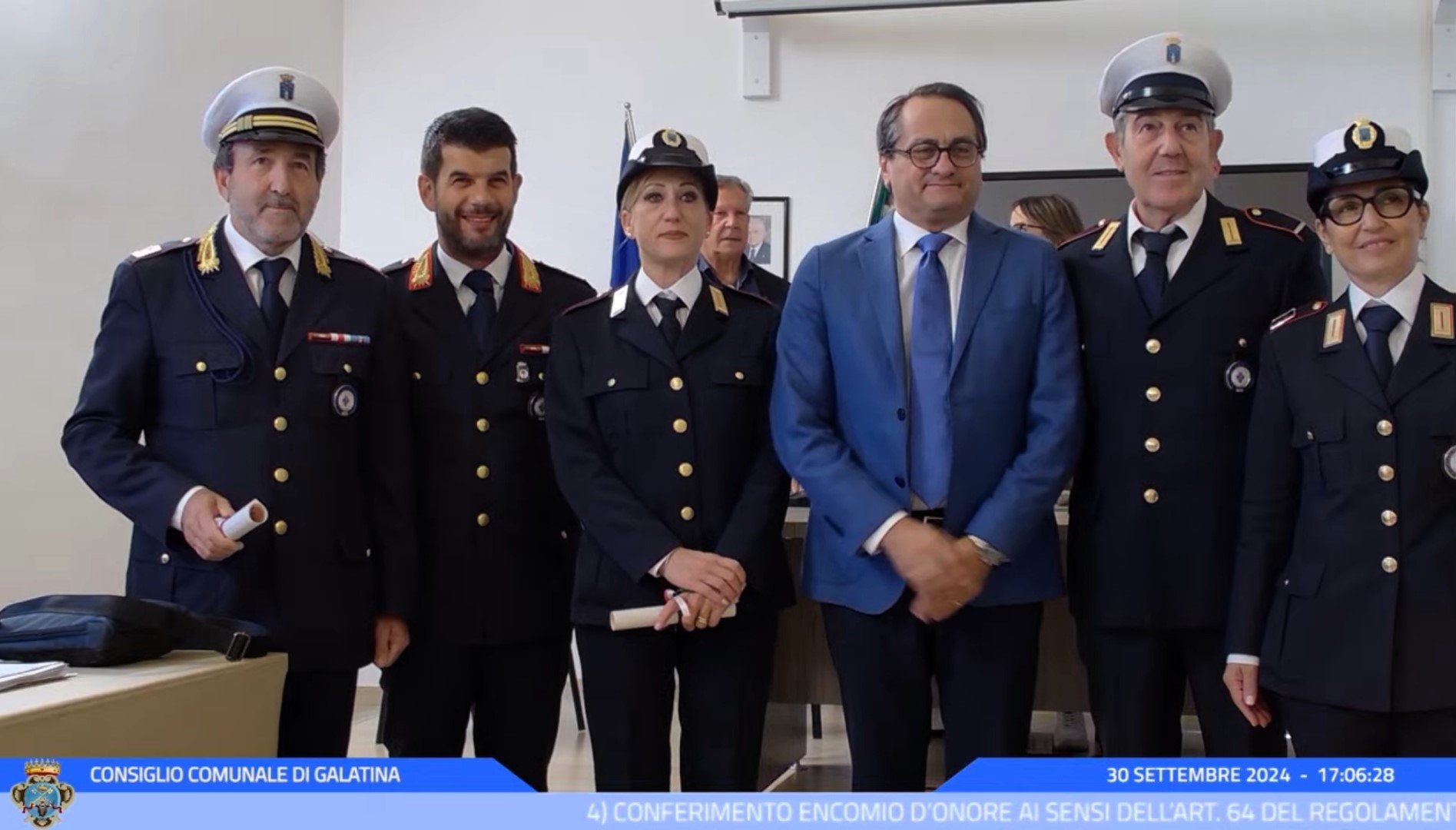 Encomio d'onore per i vigili Oronzo Vergine, Fernando My, Grazia Maria ...